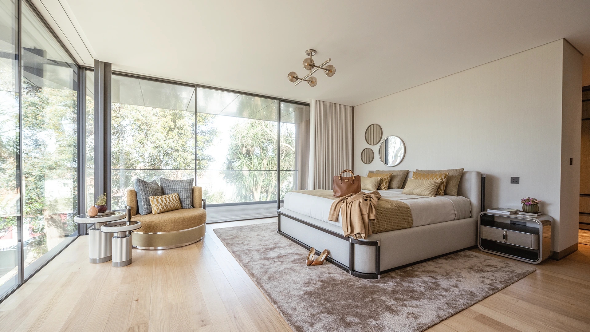 Meet the Como Family