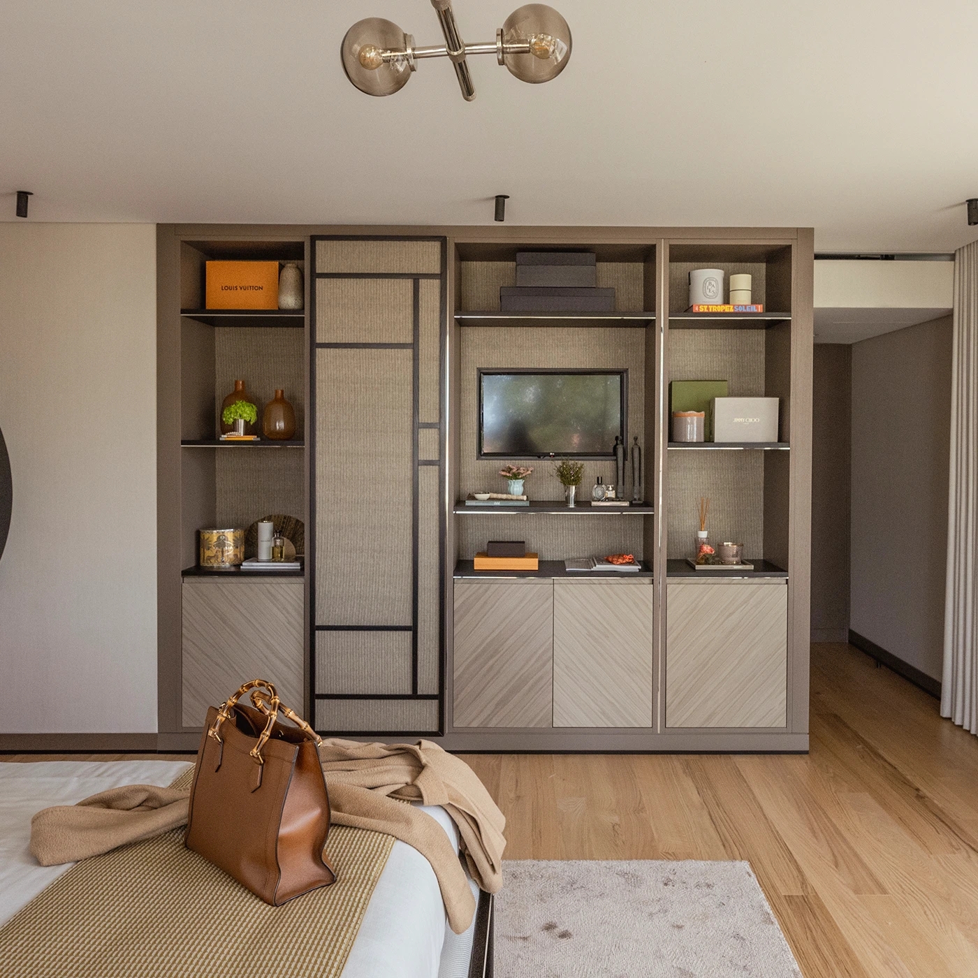 Meet the Como Family